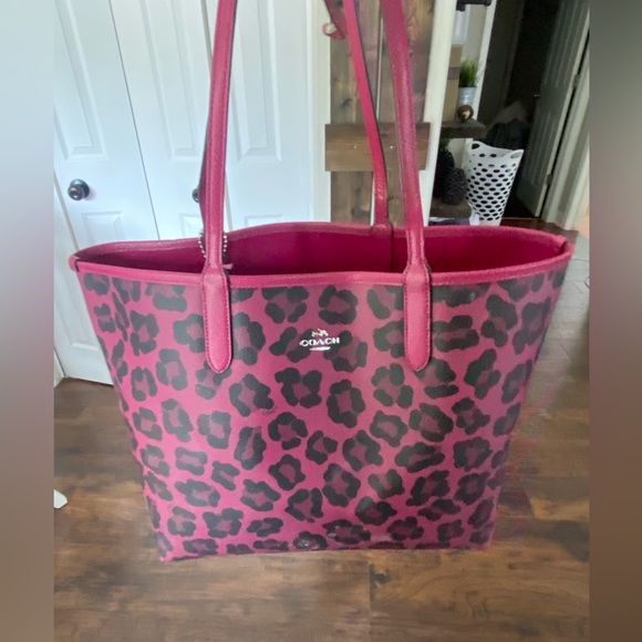 Coach | Bags | Ultra Rare Stylish Reversible Pink Leopard Coach Tote ...